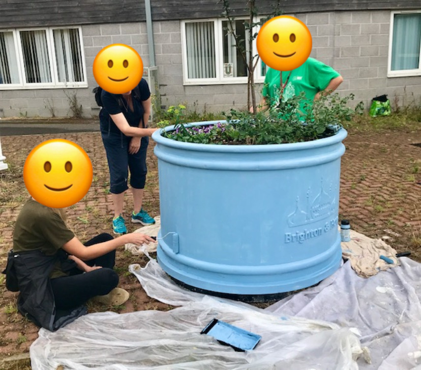 Painting Planters – Community Workshop – Ian Leaver-Blaxstone